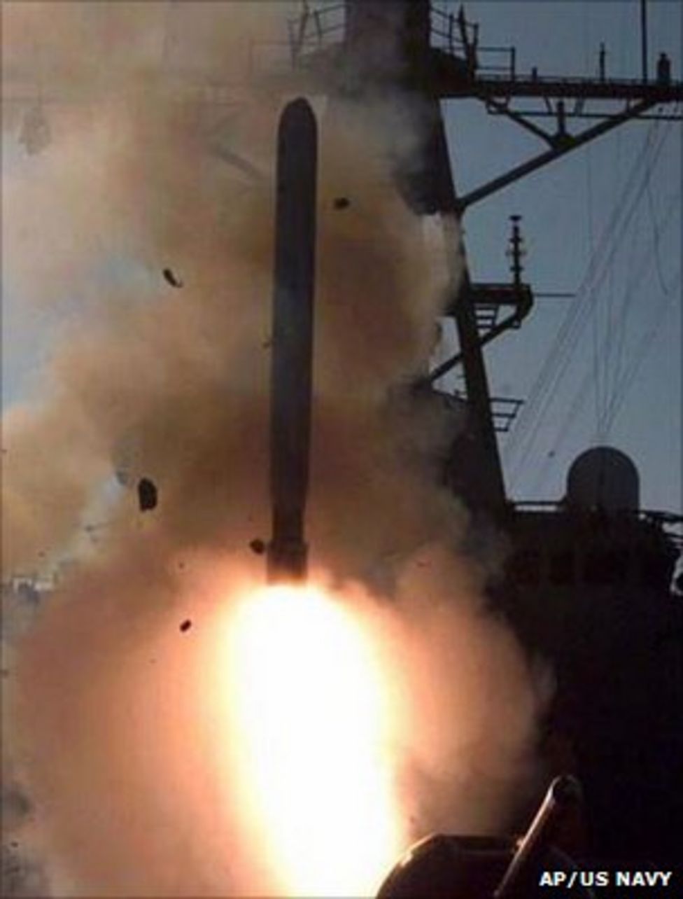 US military develops 'bigger bang' explosive material - BBC News