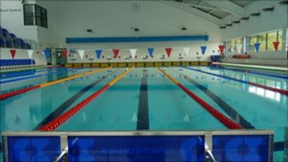 New £12m Arc Leisure Matlock opened to public - BBC News