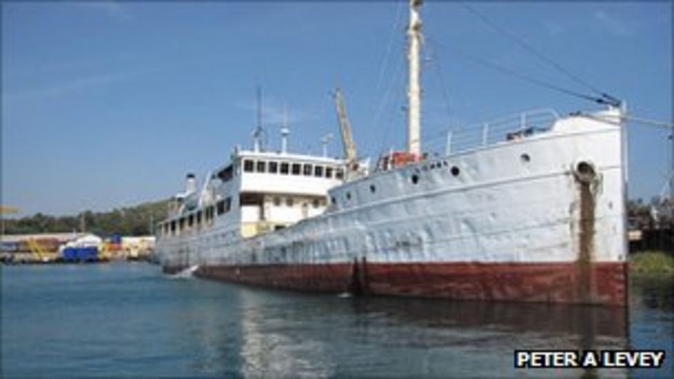 Hope yet for African Queen gunboat on Lake Tanganyika - BBC News