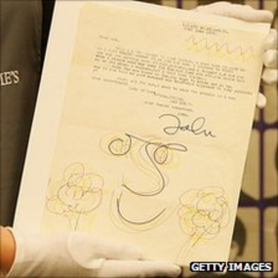 Author uncovers John Lennon's letters - BBC News