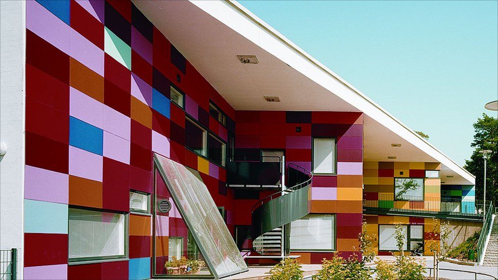 Knowledge economy: Global best school buildings - BBC News