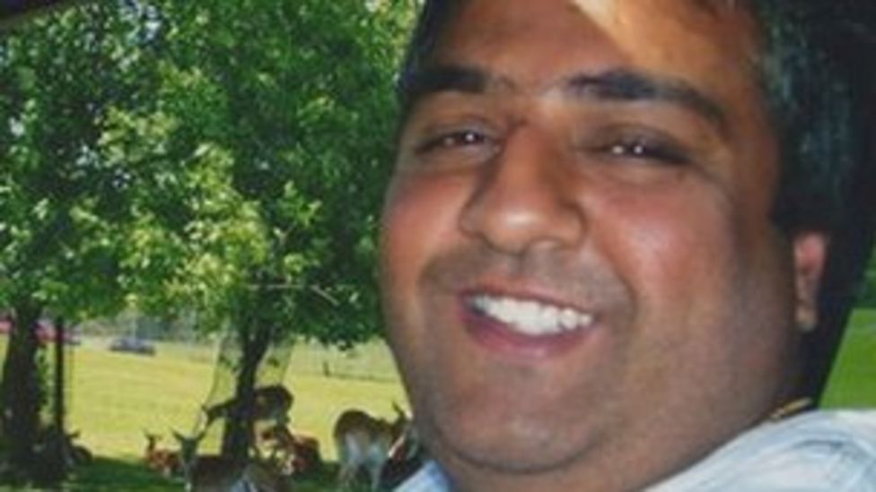 Siddique murder trial: Brother and two men convicted - BBC News