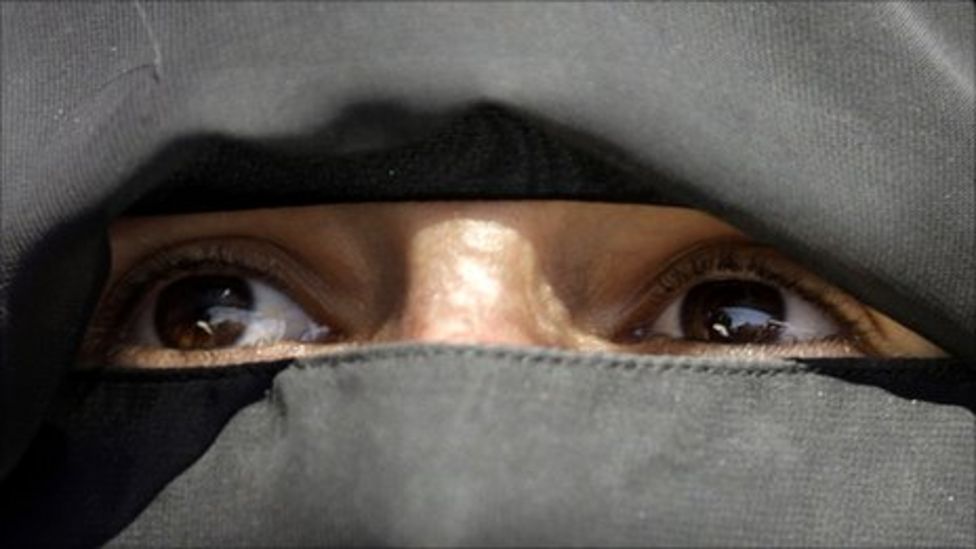 European Court upholds French full veil ban - BBC News