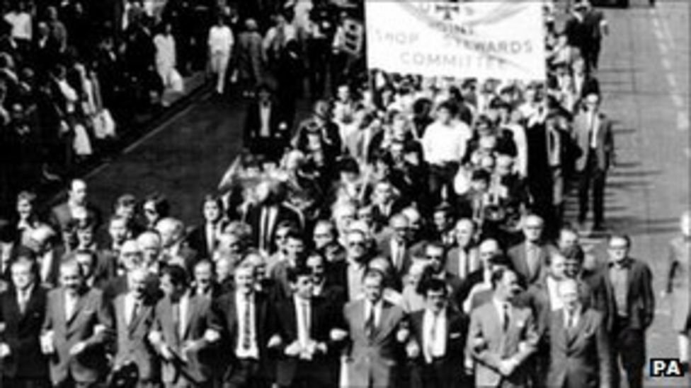 Event marks 40 years since UCS shipbuilders work-in - BBC News