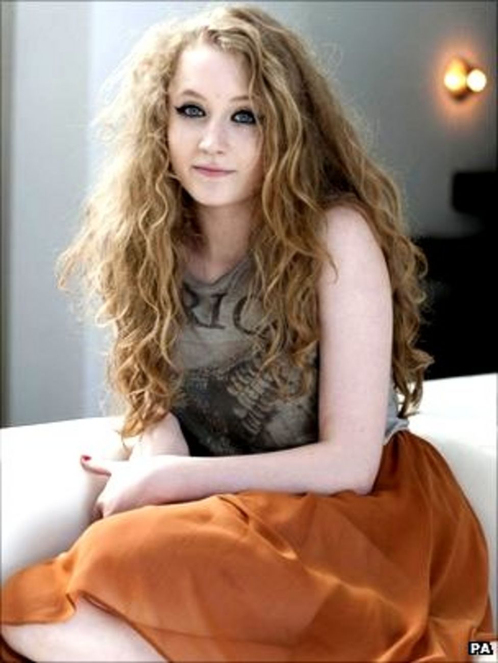Janet Devlin bound for X Factor success - BBC News