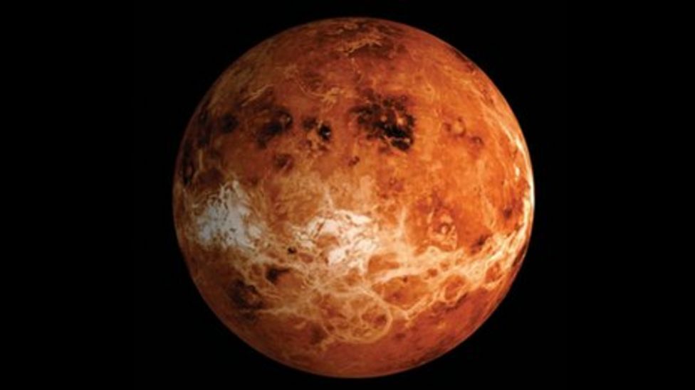 'Tantalising' glimpse of volcanic eruptions on Venus - BBC News