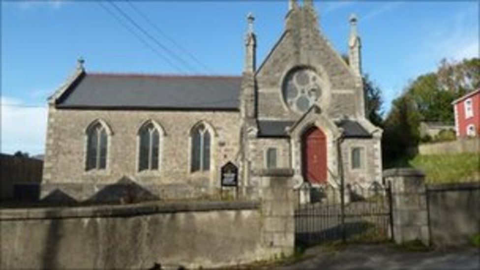 Donegal church set to become family home - BBC News
