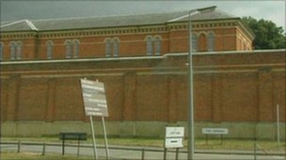 Broadmoor secure hospital's heritage 'at risk' - BBC News