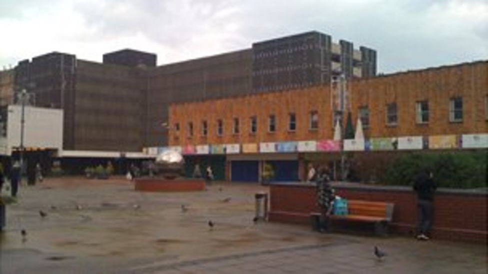 Newport's Friars Walk shopping plan moves ahead - BBC News