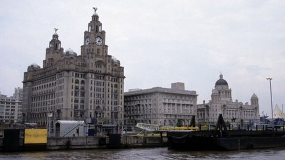 Tall buildings blueprint to preserve Liverpool's skyline - BBC News