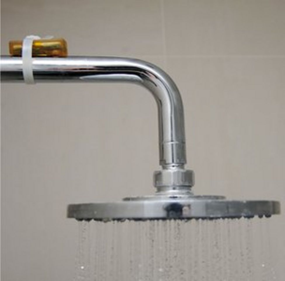 People's showering habits revealed in survey - BBC News