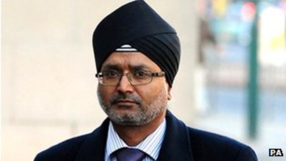 Mother and magistrate jailed for girl's shower scalding death - BBC News