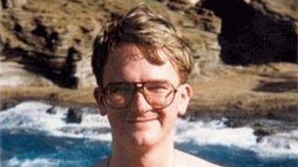 Thomas Bourke jailed for MOT murders protests innocence - BBC News