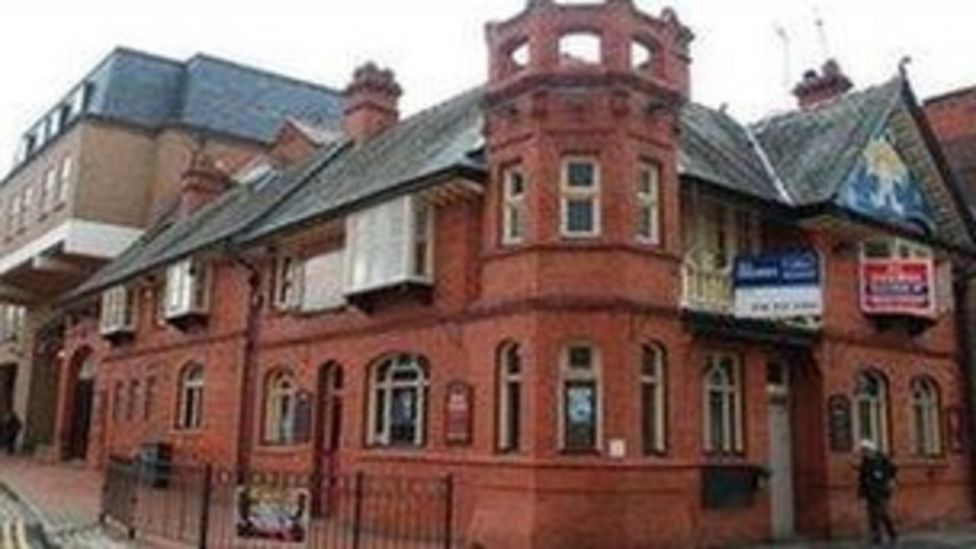 Wrexham's action plan to save historic buildings backed - BBC News
