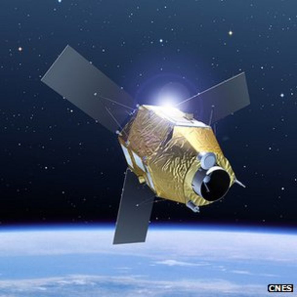 Envisat imaged by sharp-eyed Pleiades - BBC News