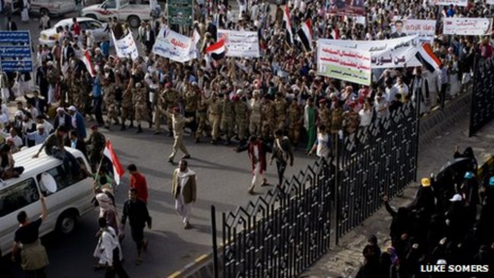 Arab Spring: 'It was the first time I felt I belonged' - BBC News