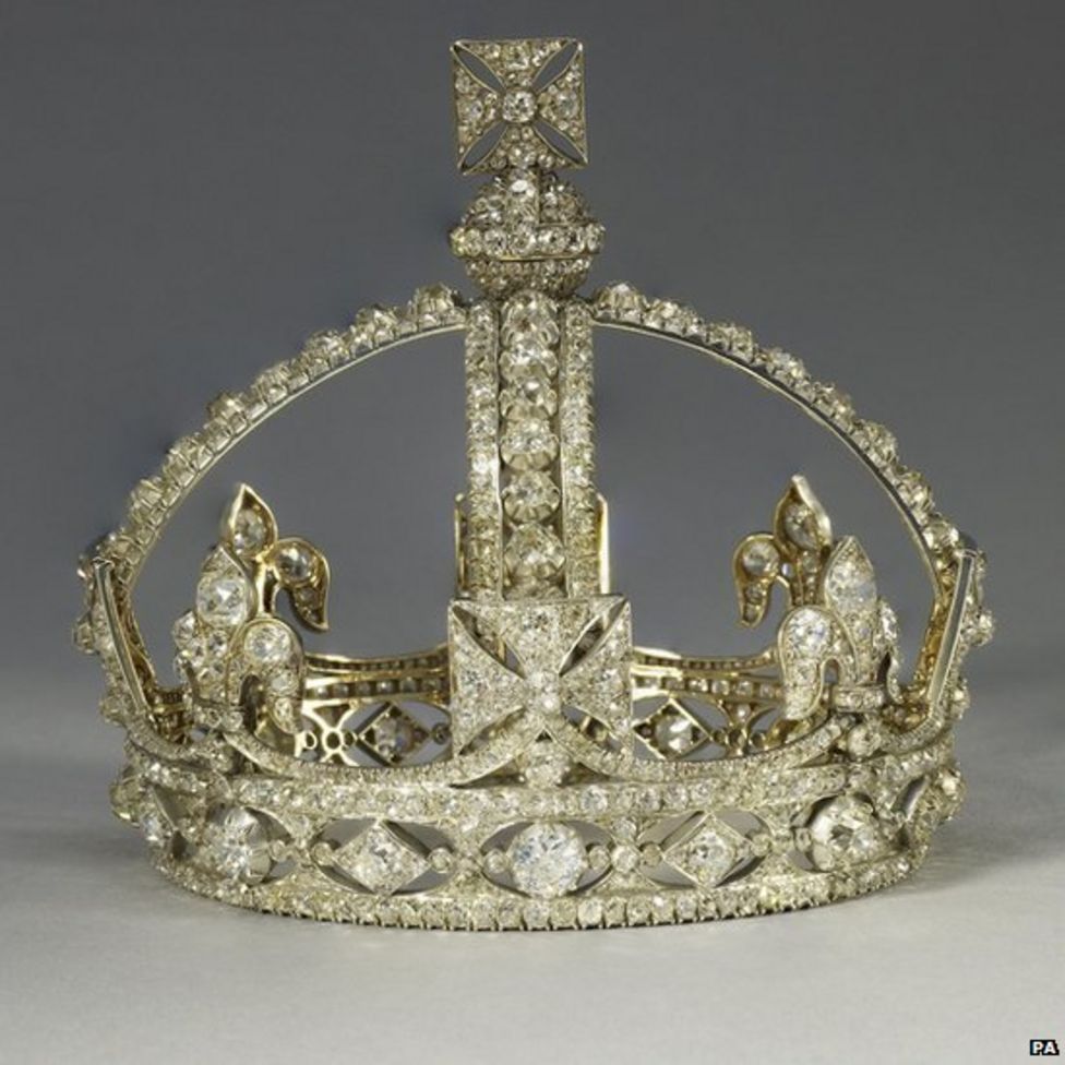 Pictures: Stunning Royal diamonds to go on display - BBC Newsround