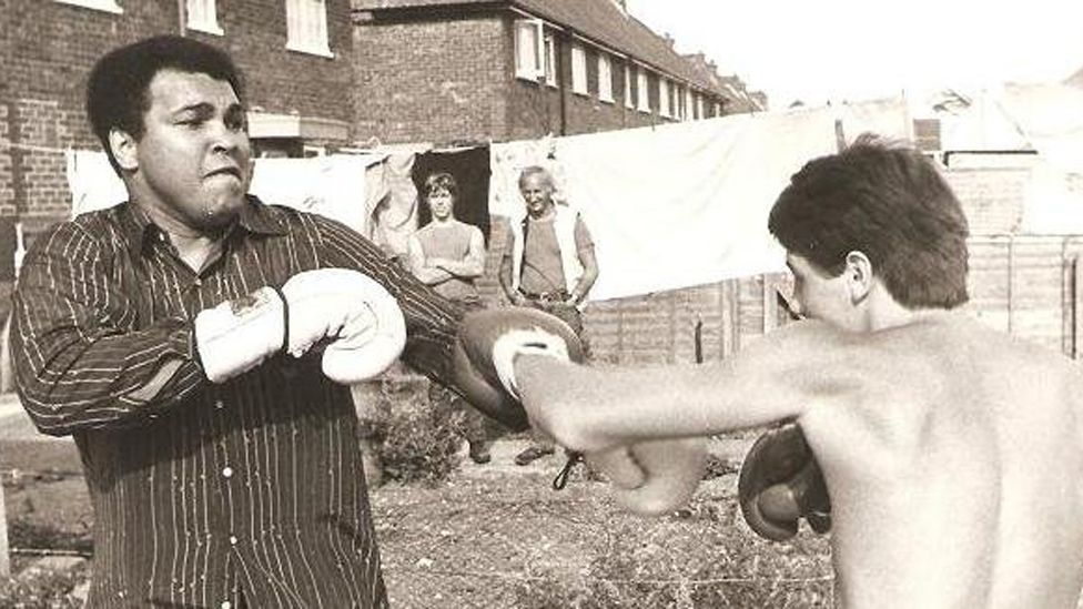 In pictures: Muhammad Ali's Abingdon fight - BBC News