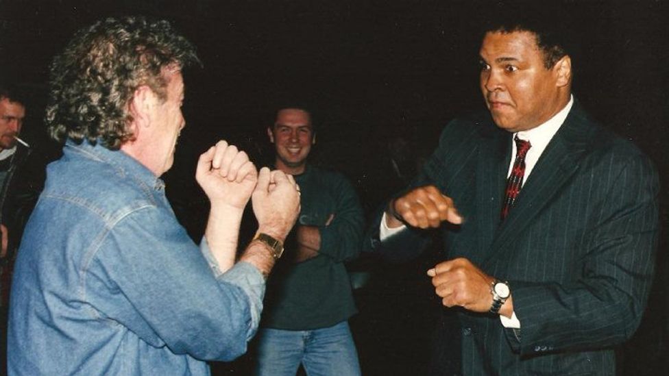 In pictures: Muhammad Ali's Abingdon fight - BBC News