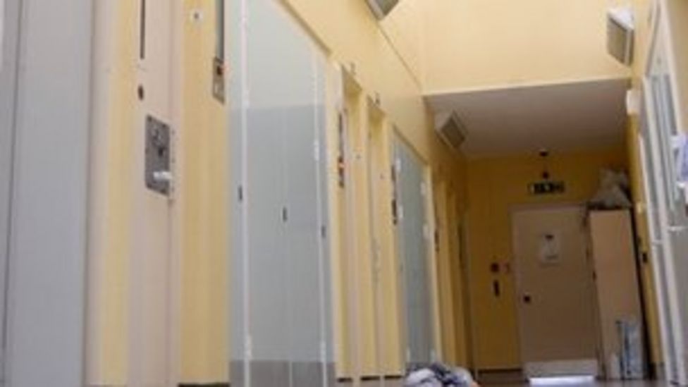 Styal women's prison mental health unit 'shocking' - BBC News