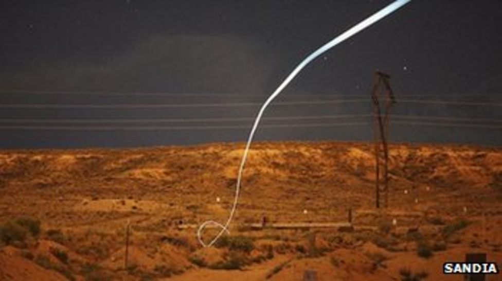 Self-steering bullet researched by US weapons experts - BBC News