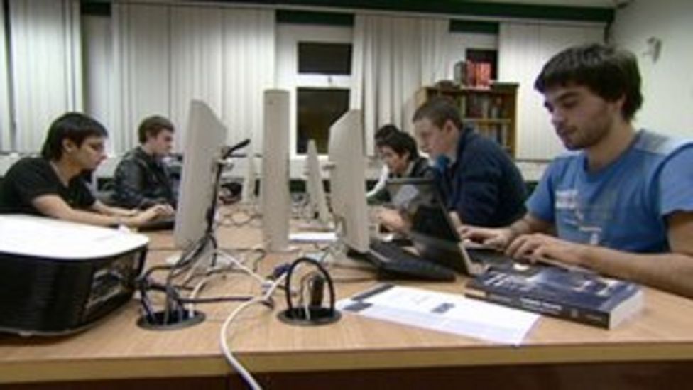 Coventry University Ethical Hacking lab combats cyber crime - BBC News