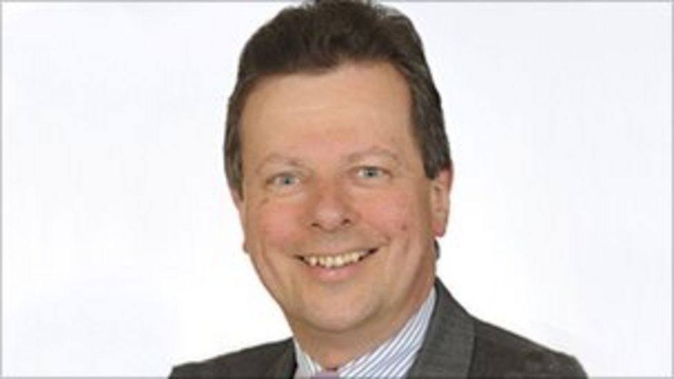 John Beesley confirmed as Bournemouth council leader - BBC News