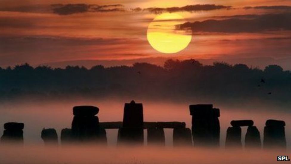 Stonehenge design was 'inspired by sounds' - BBC News