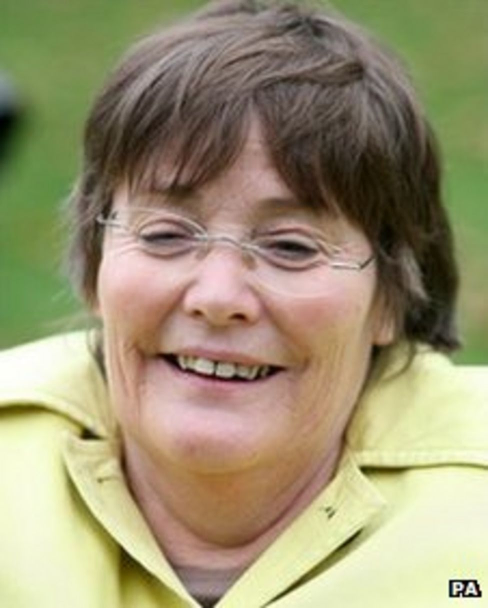 Labour MP Anne Begg injured in wheelchair fall - BBC News