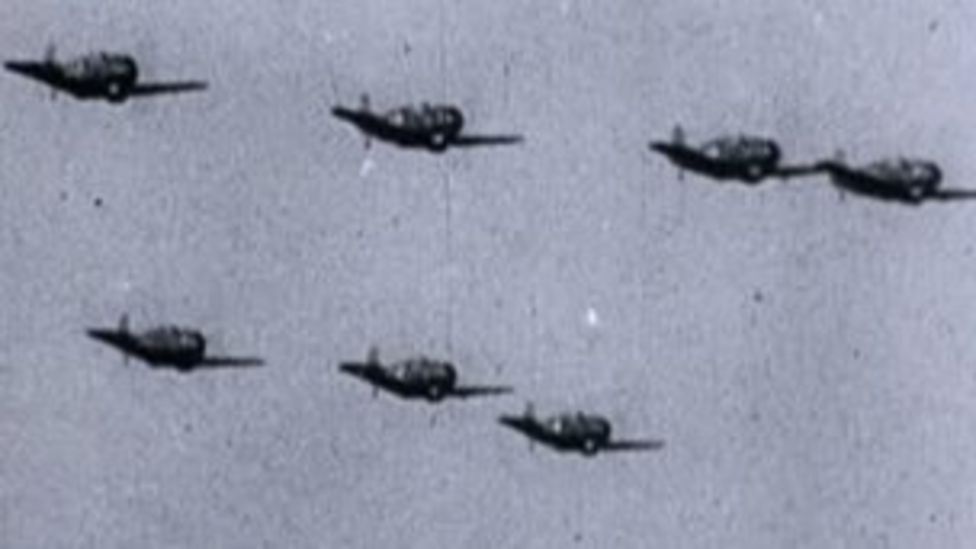 Newtownards remembers men killed in German bombing - BBC News