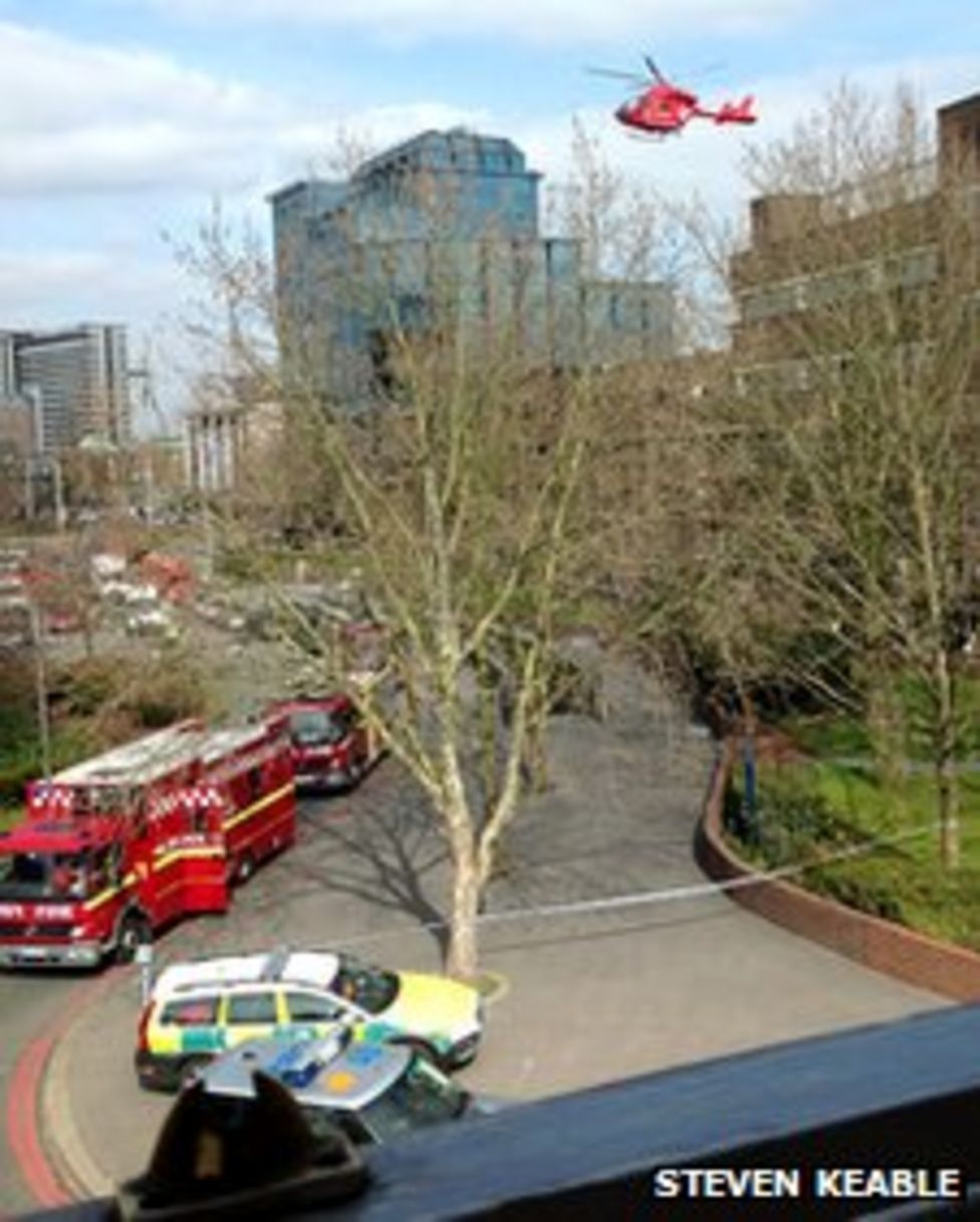Croydon police station explosion leaves seven people hurt - BBC News