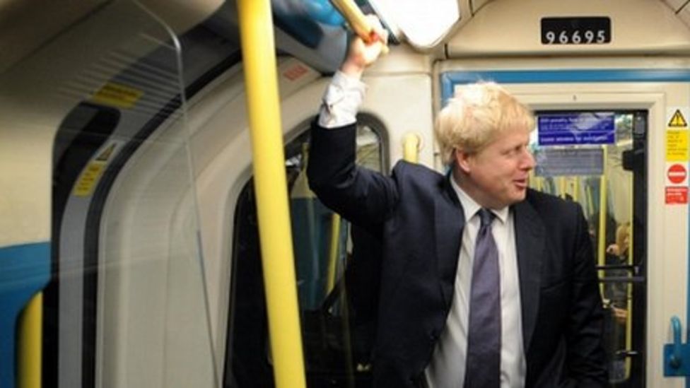 London Underground: Designs for Tube trains unveiled - BBC News