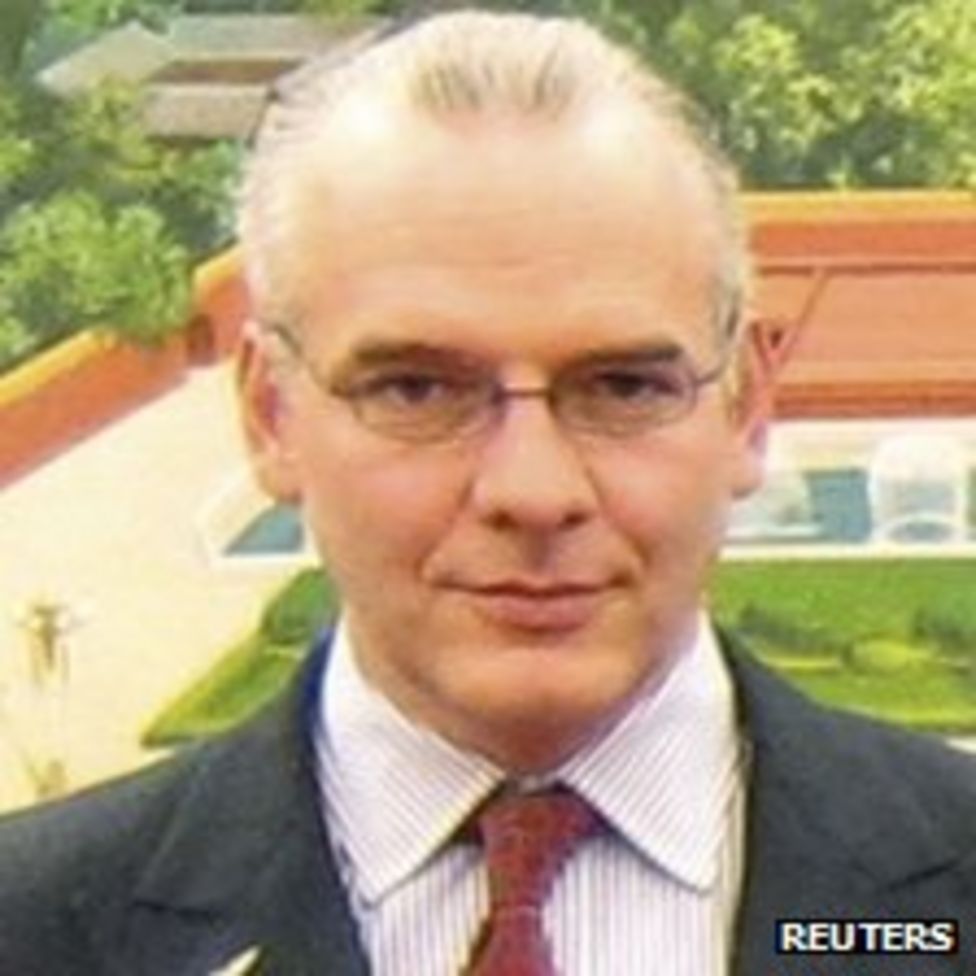 PM set to raise Neil Heywood death with China official - BBC News