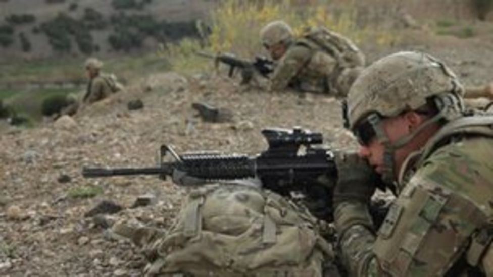 Dismantling US bases as the Taliban fight on - BBC News