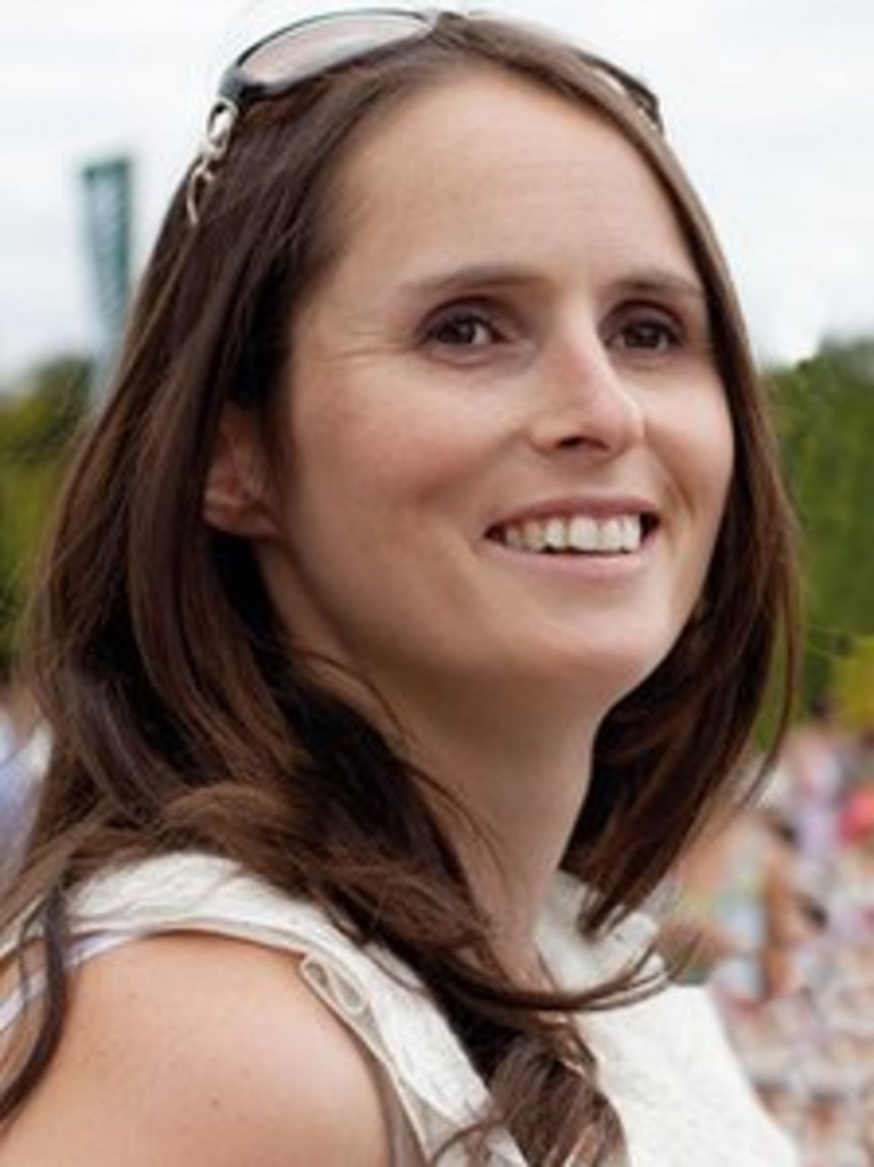 Hike for killed Det Con Heather Cooper raises thousands - BBC News