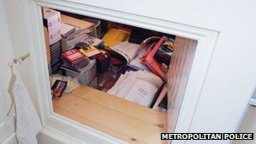 Catching paedophiles using image-processing technology - BBC News