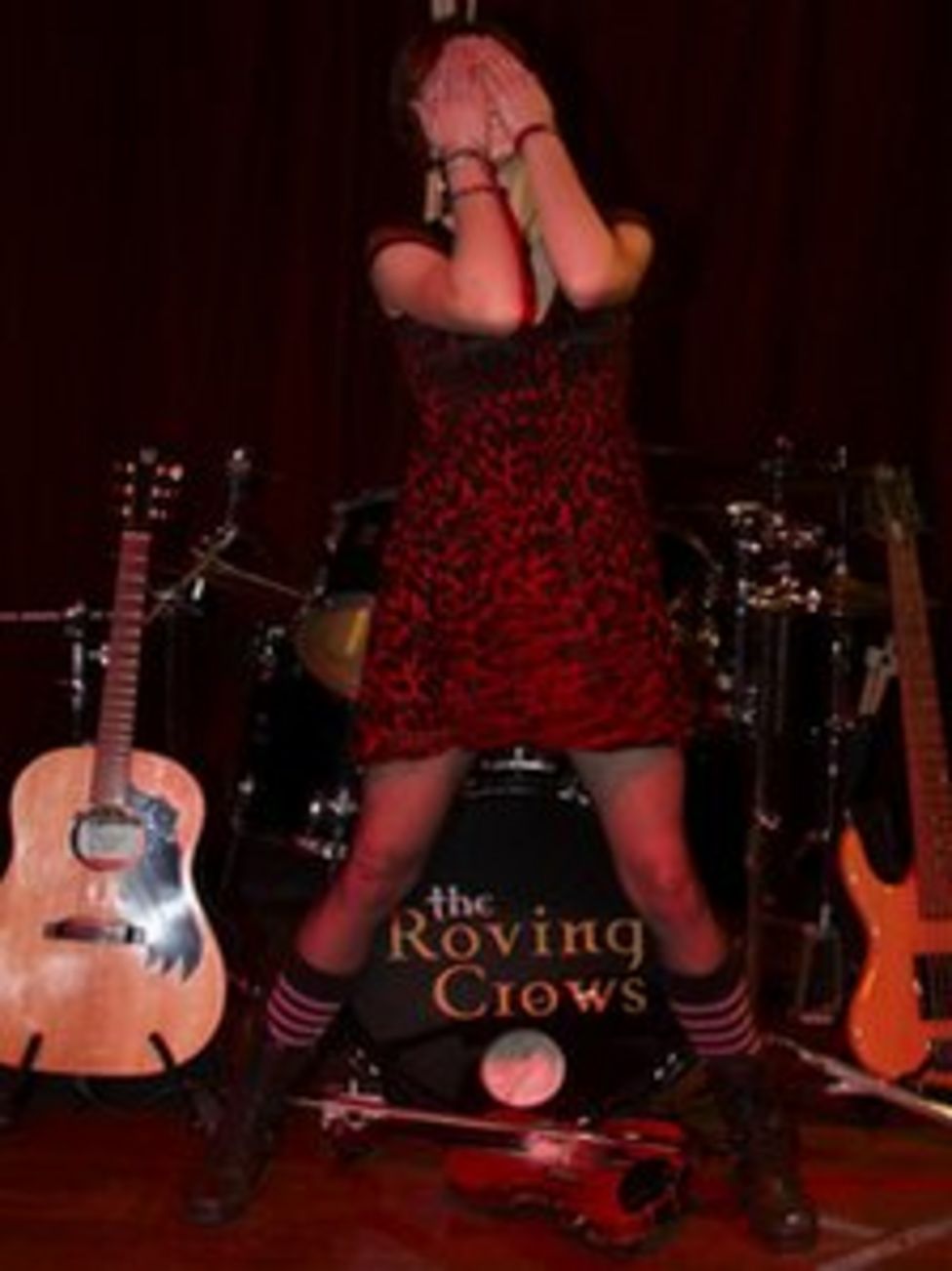 Stephen Morris reviews The Roving Crows - BBC News