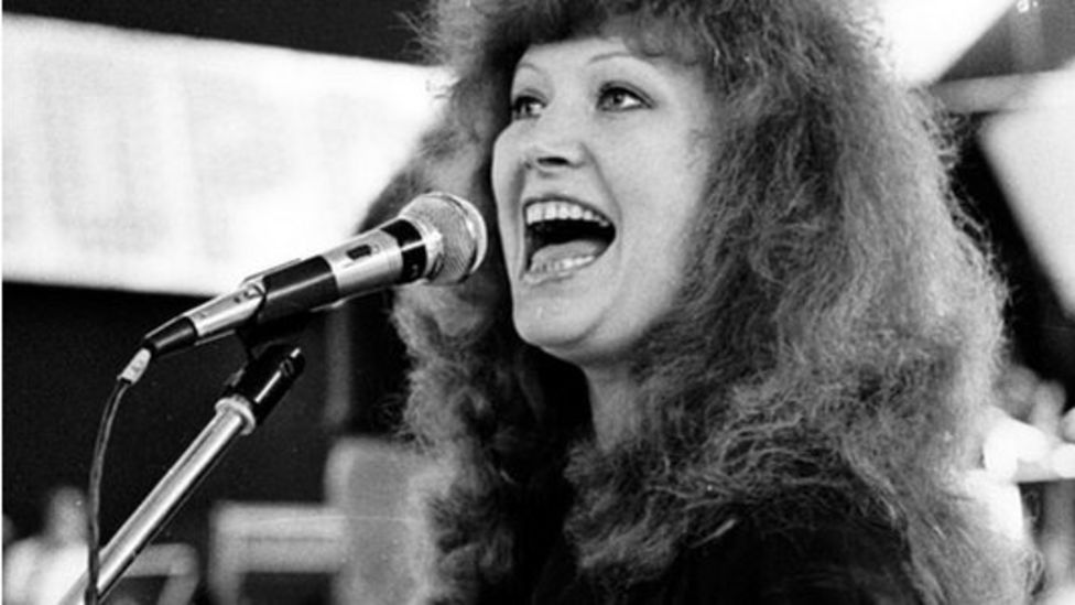 Russia out of tune with Ukraine's Eurovision show - BBC News