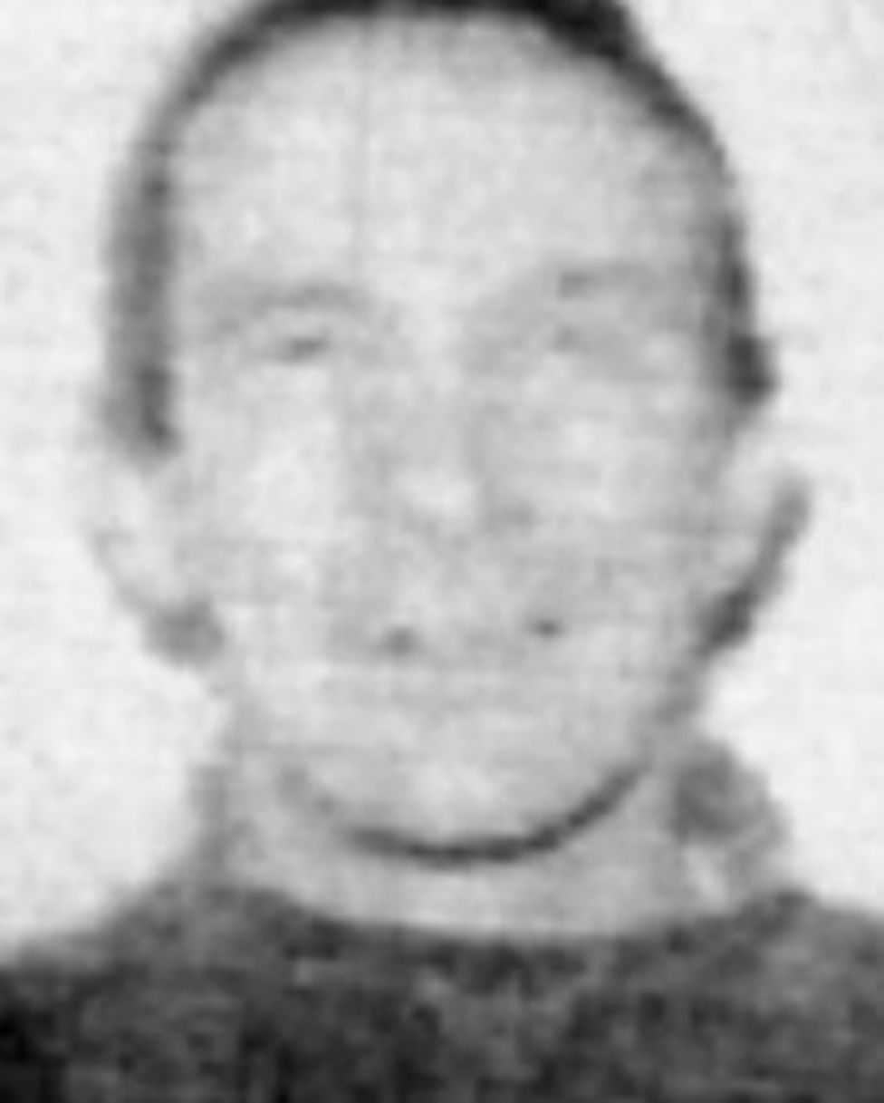 Paul Carter pay error costs Kent County Council £20,000 - BBC News