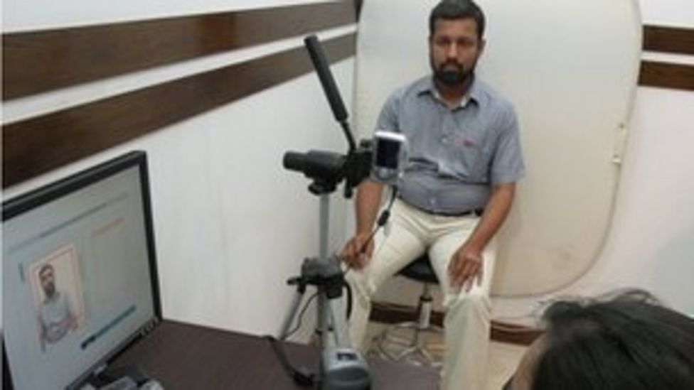 Pakistan's experience with identity management - BBC News