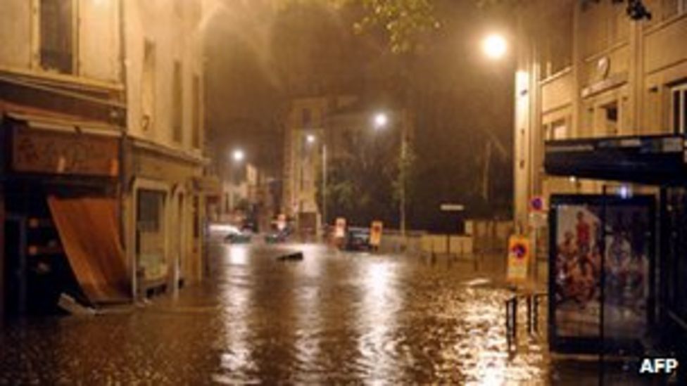 France weather: Violent rainstorm wreaks havoc - BBC News