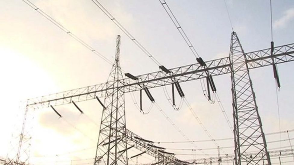 India's Mumbai hit by massive power failure - BBC News