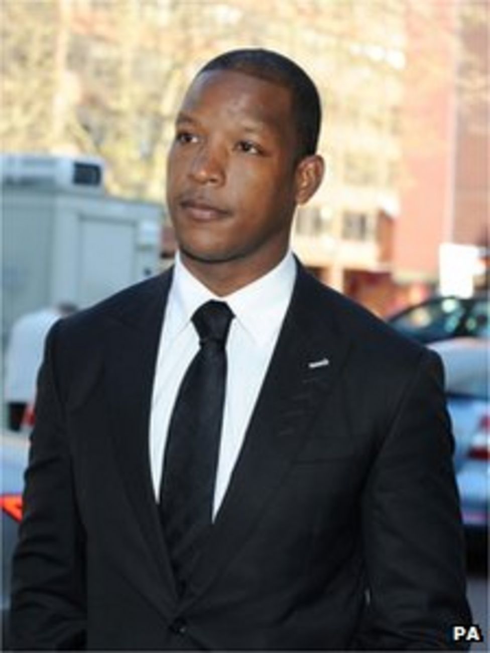 Sunderland's Titus Bramble cleared of sex assaults - BBC News