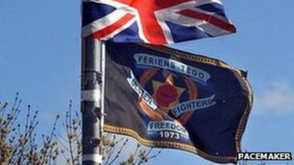 Call for zero tolerance on Northern Ireland paramilitary flags - BBC News