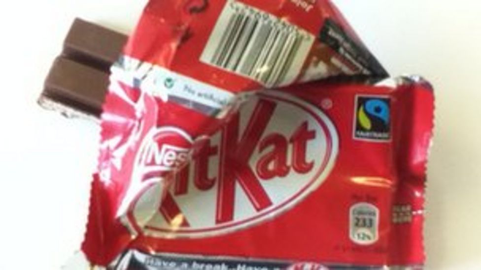 Kit Kat voucher angers Torbay Hospital staff - BBC News