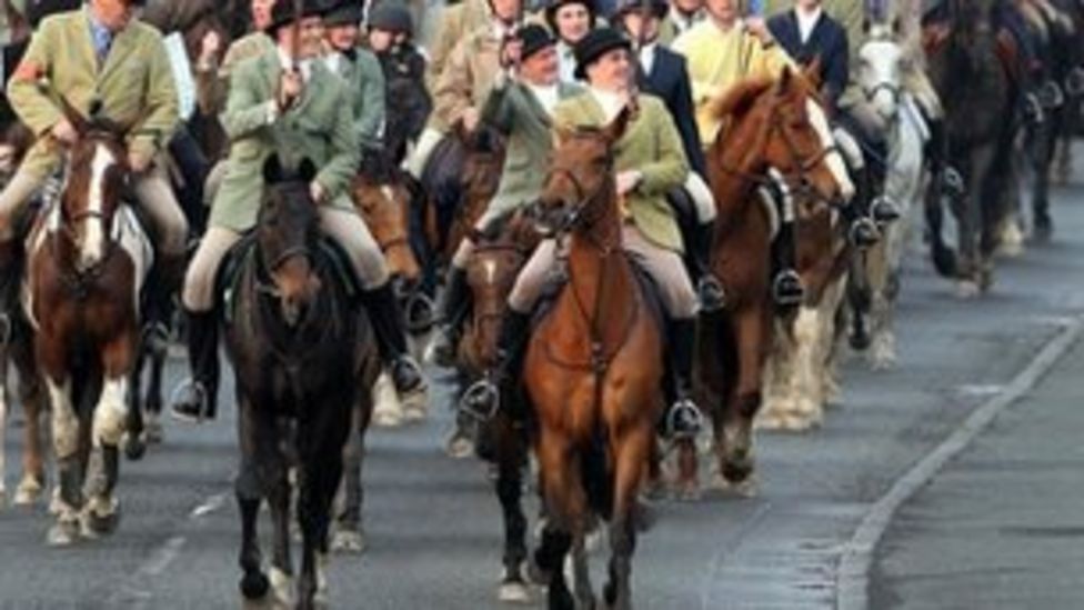 Scottish Borders common riding assurances offered - BBC News