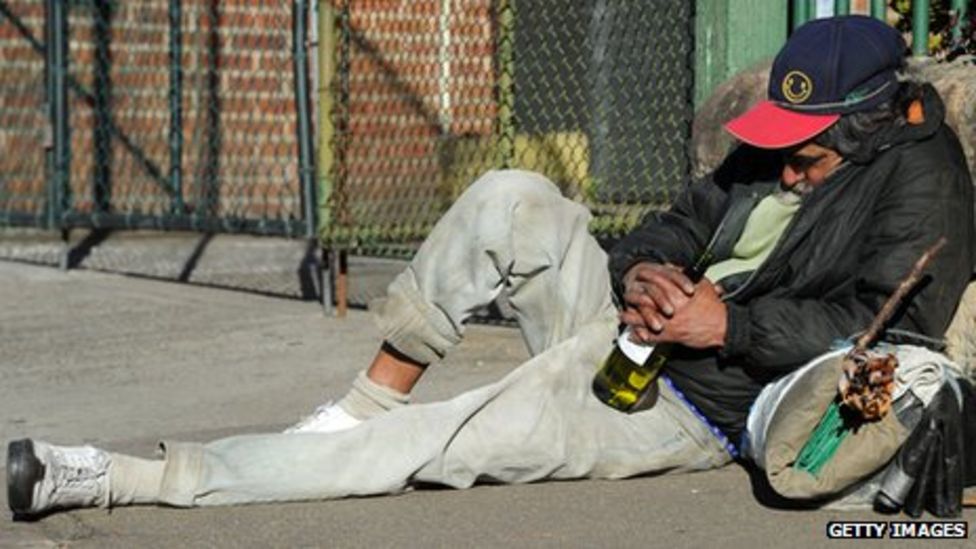 Turning around lives of the homeless - BBC News