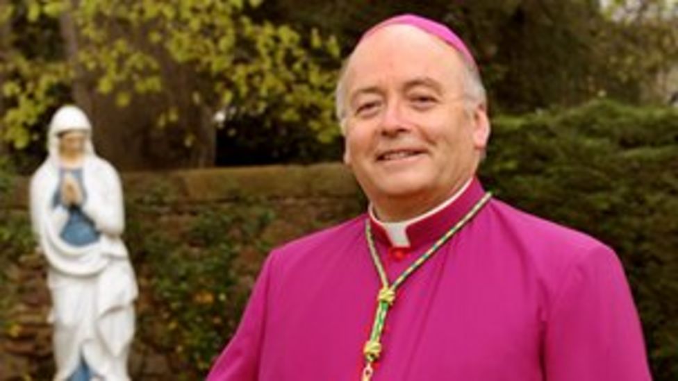 Monsignor Stephen Robson becomes Scotland's newest bishop - BBC News