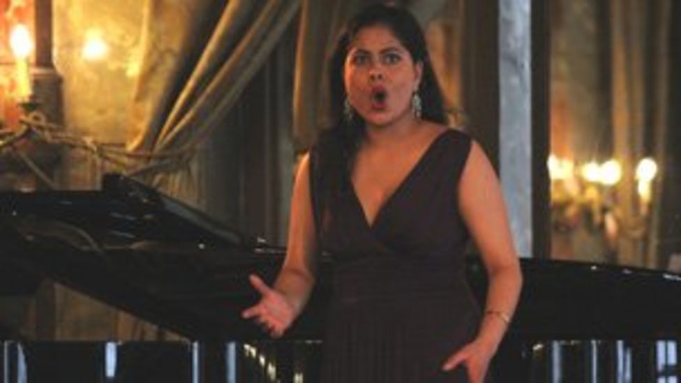 The soaring arias from India - BBC News