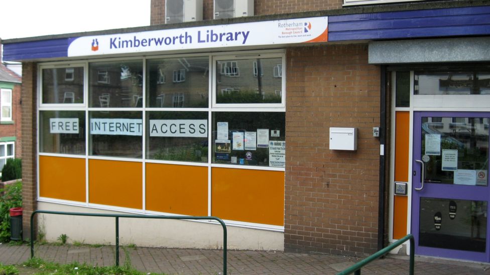 Rotherham: Libraries begin self-service trial - BBC News